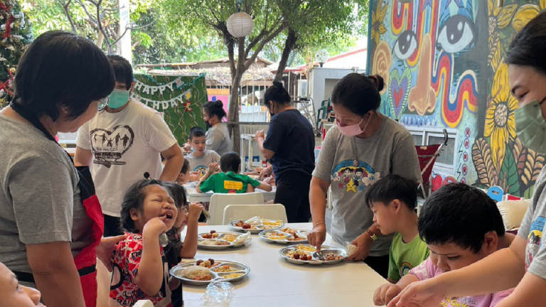 รวม 11 มูลนิธิ บริจาคสำหรับคนพิการ เพื่อโอกาสที่ดีขึ้น | CHEEWID